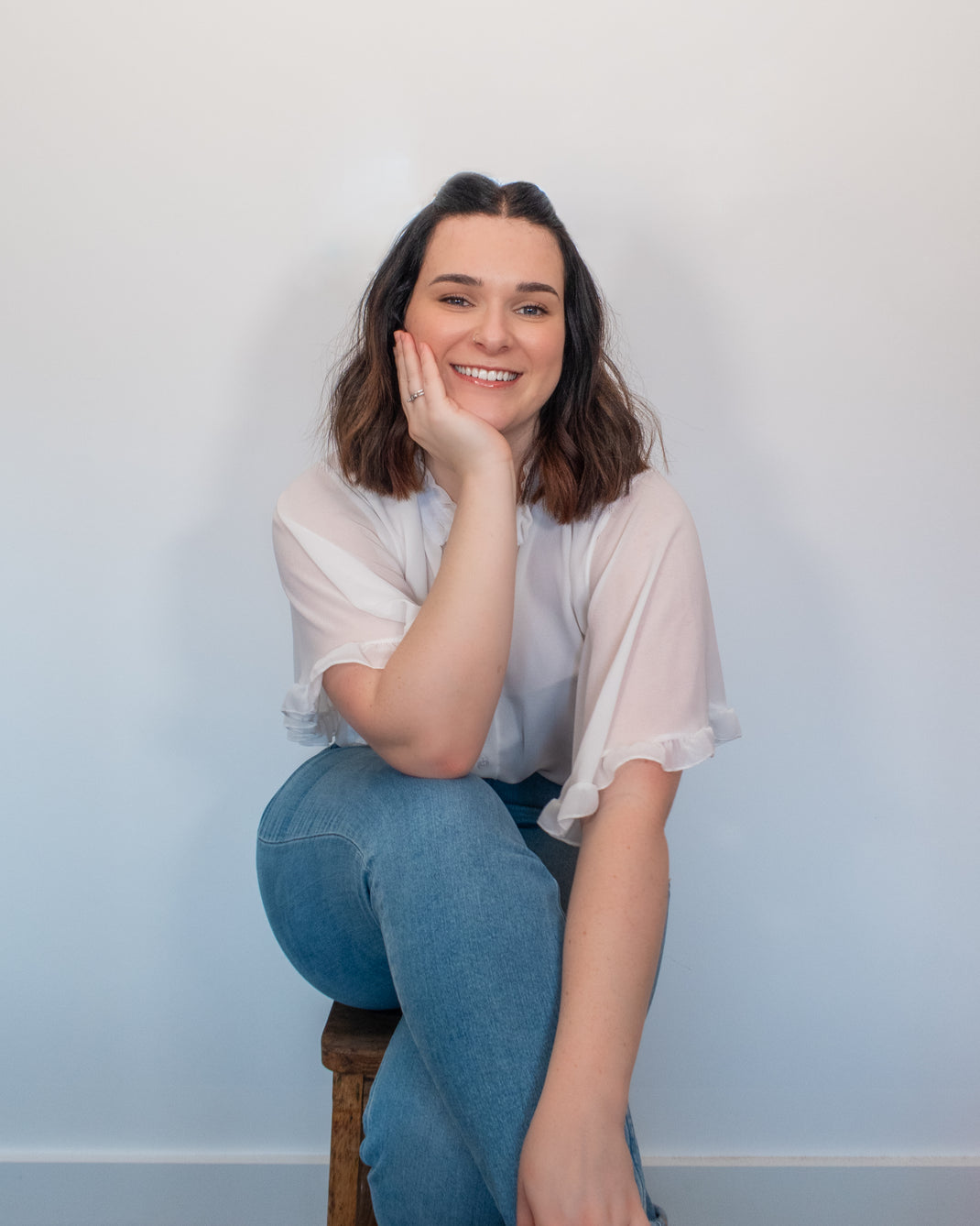 Alice Thorpe - Empowering Creatives with Tools, Templates & Courses